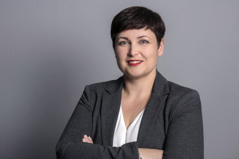 Vita › Steffi Kuhrt - Logopädin